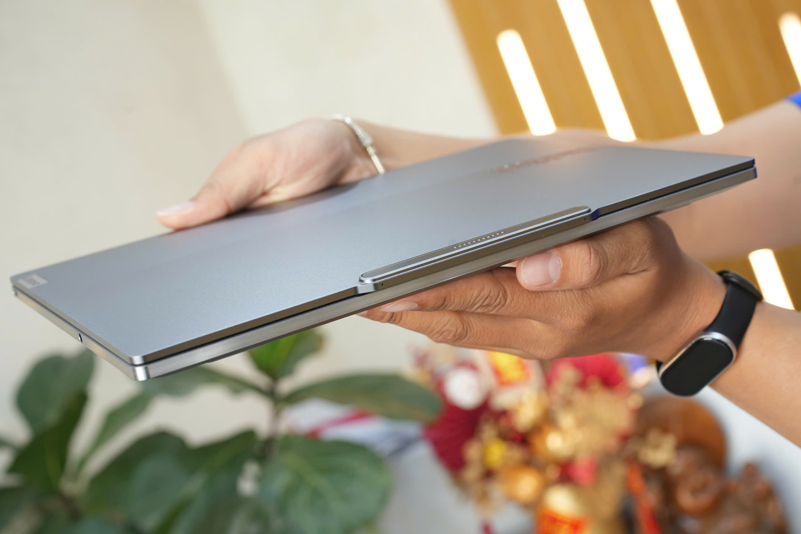 Lenovo Thinkbook X AI 00CD - 2025 | Laptop AI thế hệ mới | Mac24h